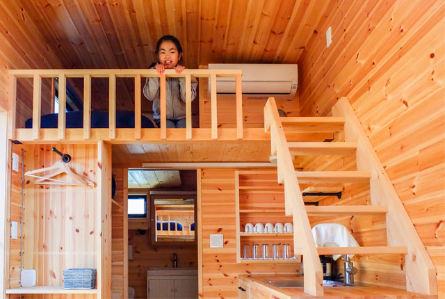 伊豆の宿泊施設〈Tiny Base The River〉でタイニーハウスの小さい暮らしを体感｜Page 3｜「colocal コロカル」ローカルを学ぶ・暮らす・旅する